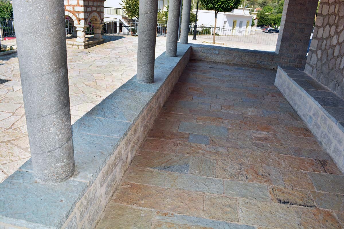 Κιτρινη Πετρα